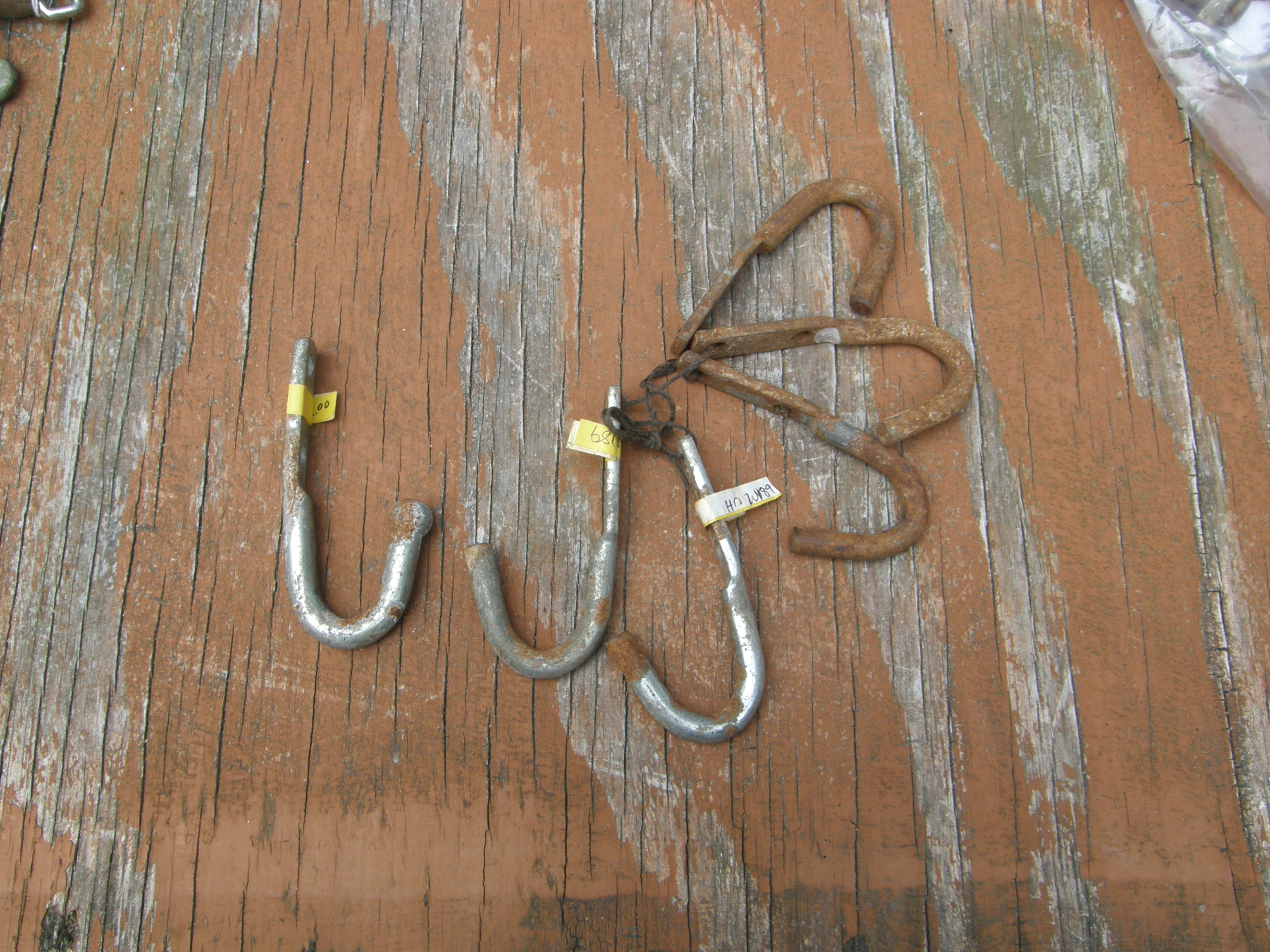 hardware gate latches