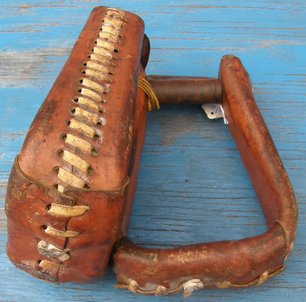 western stirrups pg2